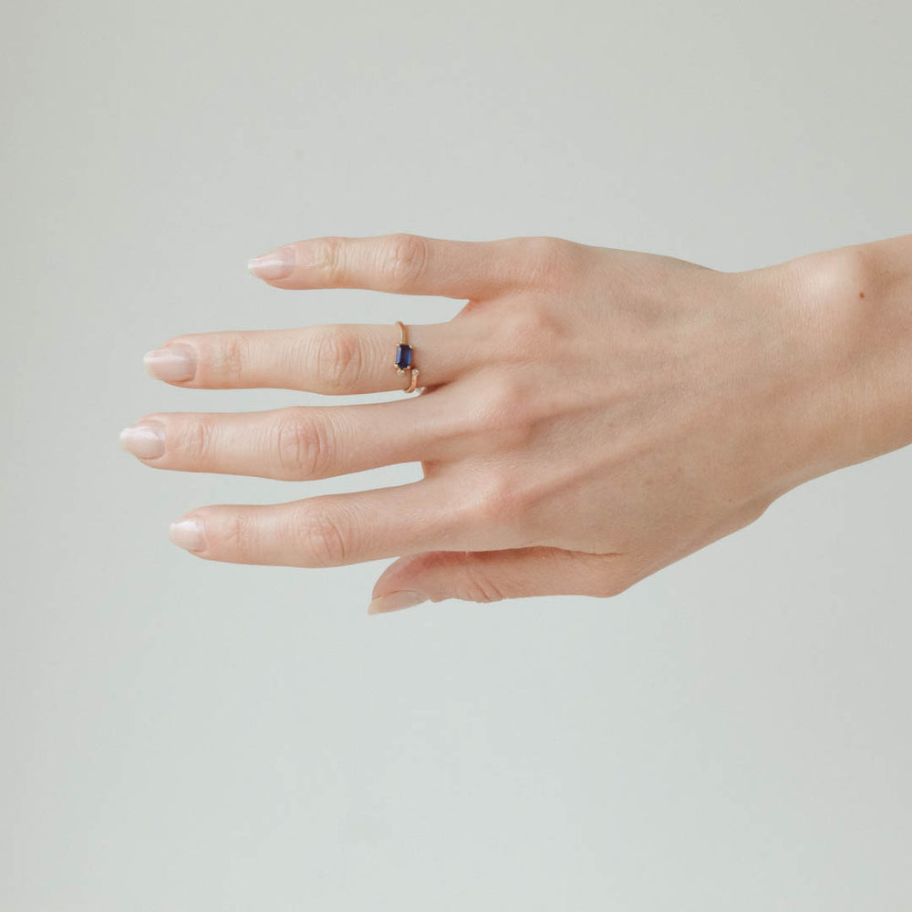 Orbit Ring – Juliet Aurel